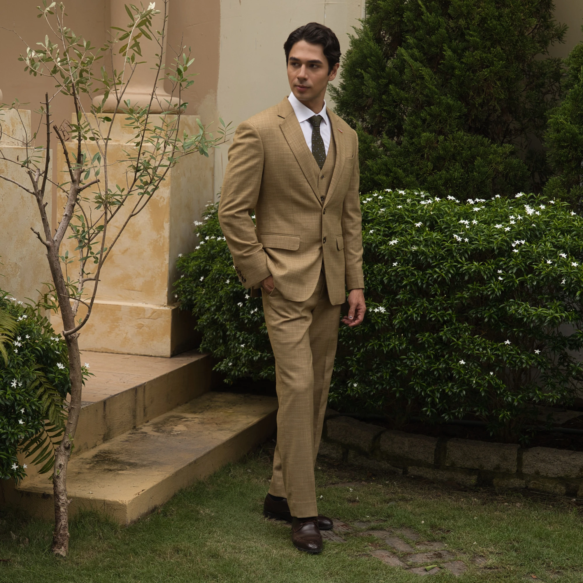 A Complete Guide To Men Suit Construction: Styles, Structure, Fabrics ...